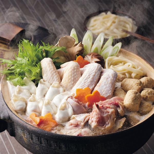 【発売日：2025年11月01日】名古屋コーチンを詰め合わせた鍋セットです。骨付き肉から出た出汁まで味わっていただきたいため〆にきしめんをご用意しました。6〜7人前です。