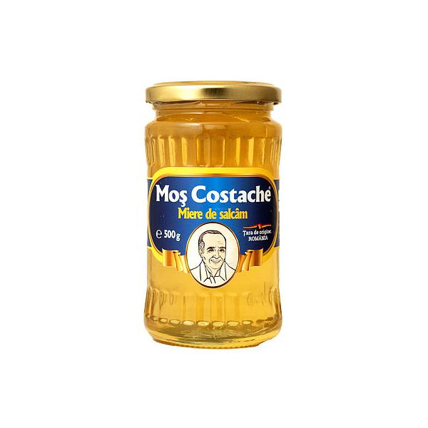 アカシアはちみつは結晶化がしにくくすっきりとした甘味とさらりとした質感が特長です。芳醇な甘みなのでお料理にもおすすめです。