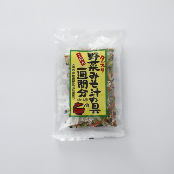 【発売日：2026年06月15日】国産野菜を４品ミックスした味噌汁の具材です。わかめ、油揚げ等でたっぷり具材の味噌汁が手間なく簡単に仕上がります。