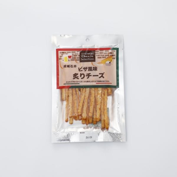 【発売日：2026年06月15日】３種類（チェダーチーズ、クリームチーズ、カマンベールチーズパウダー）のチーズをこんがり焼き上げました。食べやすいスティックタイプです。