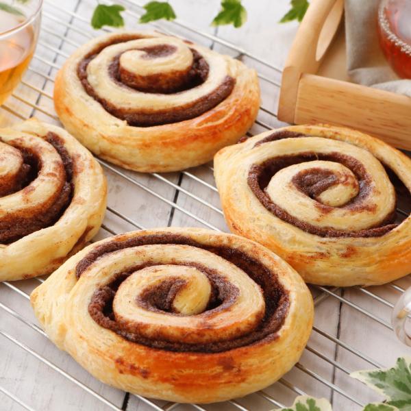 【発売日：2024年07月04日】【ＥＣ】シナモンロール３０個