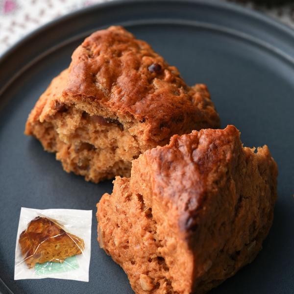 【発売日：2024年07月04日】自家製キャラメルにクリームとバターを合わせ濃厚なコクが感じられます。ほろ苦い風味に２種ナッツの香ばしさとほのかな塩味が特長です。