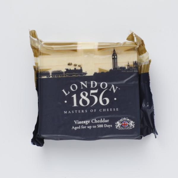 【発売日：2024年07月04日】イギリスの老舗ワイクファームズが手がけるヴィンテージチェダーは、５００日以上熟成された、旨みとコクが際立つ濃厚な本格派チーズです。