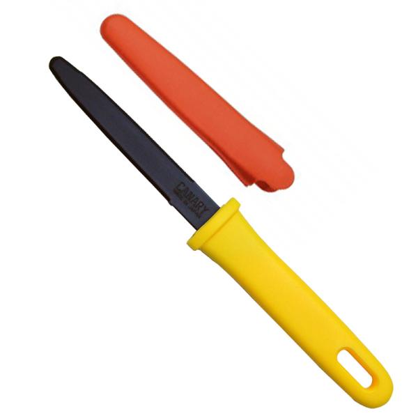 人気の段ボール用カッター「段ボールのこ　ダンちゃん」のフッ素コーティング仕様＆キャップ付。＜特長１＞特殊なギザ刃厚みのある段ボールもノコギリのように前後に引いて手軽にカット。＜特長２＞上下に付いた刃上側にも刃が付いているので、PPバンドのカ...