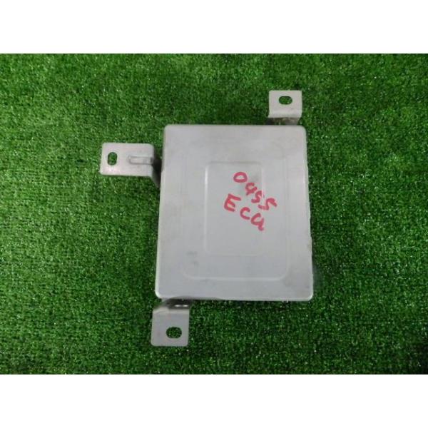 **** 商品説明を必ずご確認ください ****部品管理番号：000023045563100部品メーカー：ミツビシメーカー純正品番：FF49-18-881B部品名：エンジンコンピューター部品メーカー品番：FF49-18-881C部品区分：リ...