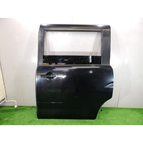 **** 商品説明を必ずご確認ください ****部品管理番号：000024192513400メーカー純正品番：H2101-CY2MM部品名：左RドアASSY部品区分：リサイクル品管理品番：241925車名：セレナ車両タイプ名：5DBOXワゴ...