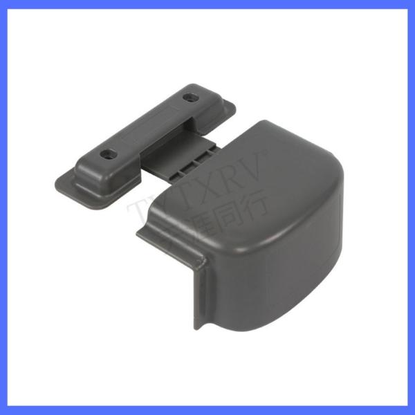 　冷蔵庫のドアストッパー　特に車載冷蔵庫におすすめです。　運転中、車の冷蔵庫の扉が開けてしまう心配はなくなります。　キャンピングカーの冷蔵庫に最適です。　【サイズ】163×150×77mm　【注意事項】初期不良の場合、お届け日から5日以内ご...