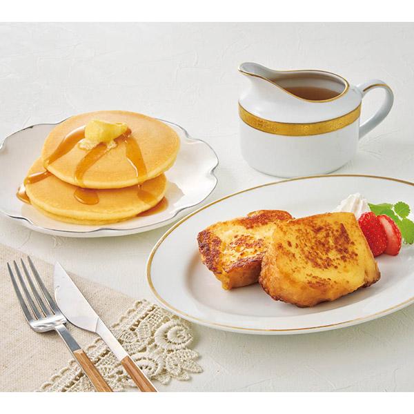 パンケーキは卵とバターをふんだんに使い、フレンチトーストは卵液をしっかりと染み込ませてしっとりした食感に仕上げました。セット内容：フレンチトースト210g(4個入)×2、パンケーキ(180g(2枚入×2袋)・メープル入りシロップ20g×2・...
