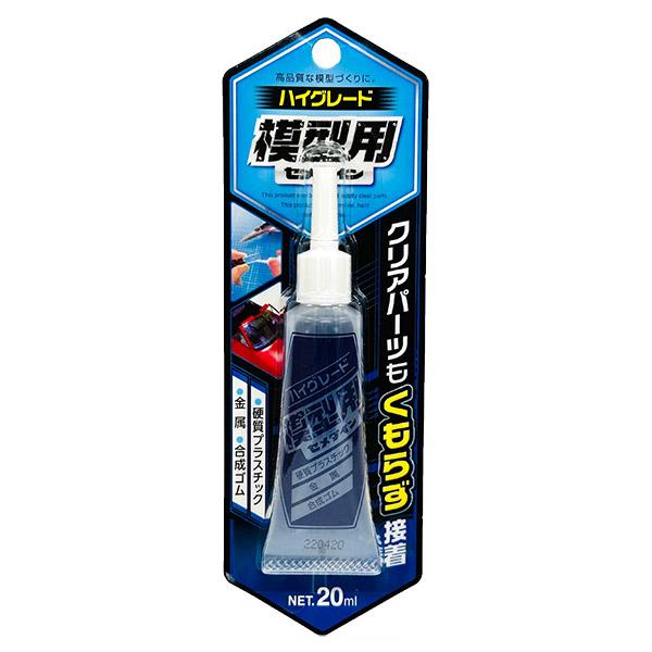 クリアパーツもくもらず接着透明なので接着部分が目立たない無溶剤・水性タイプだからパーツにダメージがない硬化前なら水でふき取れます(綿棒などをご利用ください)種類：水性形接着剤正味量：20ml成分：ウレタン樹脂(25％)、水(75％)生産国：日本