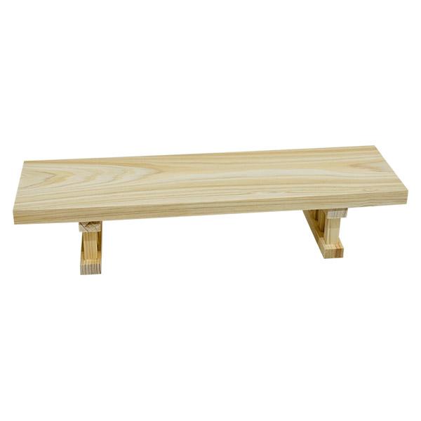 神棚にお供えをするのに使う台。八という数字は末広で縁起もよいです。商品サイズ(約)：24.5×7×5cm生産国：中国※原材料は国産の桧を使用しています。