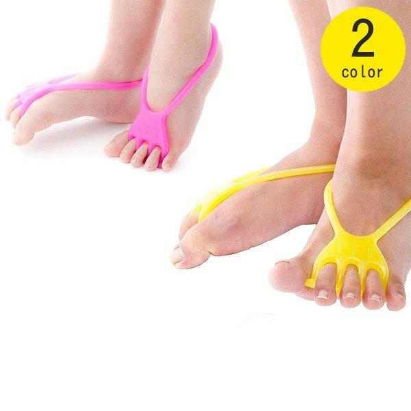 【送料無料】FrogHand（フロッグハンド）は「足裏」をトレーニングツールです。18-23cm対応のミニサイズと、23cm以上対応の通常リングタイプからお選びいただけます。フロッグハンドは、年齢・性別・体力に関わらず、簡単にどこでも足指で...