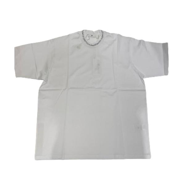■カラー: WHITE■素材: COTTON 100%■サイズM：着丈 68cm 身幅 47cm 肩幅 47cm 袖丈 23.5cmL：着丈 69cm 身幅 48cm 肩幅 48cm 袖丈 24cmXL：着丈 70cm 身幅 49cm 肩幅...