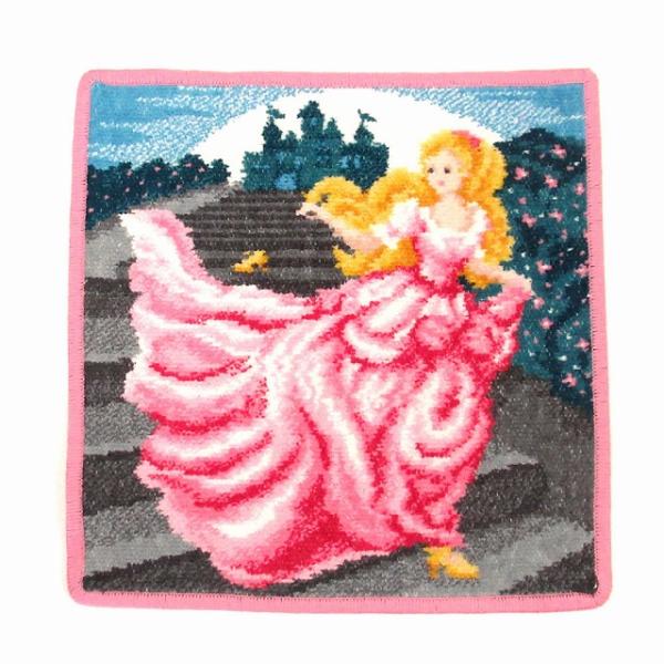 【カラー】   マルチ　【素材】コットン100％（シュニール織）【サイズ】（約）縦 25cm × 横25 cm　　重さ 30g    【仕様】【担当者からのコメント】 ・掲載画像は実物と同じ色合いを再現するようにしておりますが、PC環境等に...