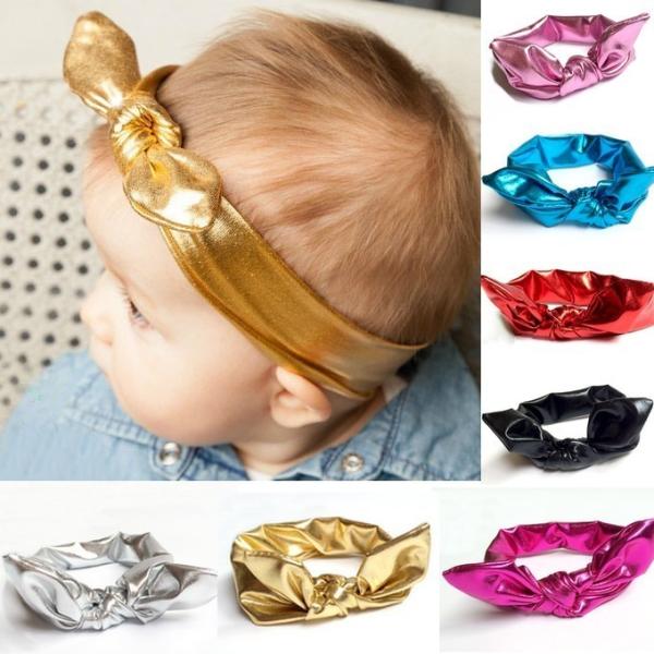 結婚式やお出かけなどに活躍できるベビー子供用ヘアバンド！もちろん普段使いでも◎きらきら大きめリボンのヘアバンドでちょっぴりロックスタイル♪出産祝い、誕生日プレゼントなどにも喜ばれます！ 【サイズ】頭周り38〜45cm【カラー】ピンク/ブルー...