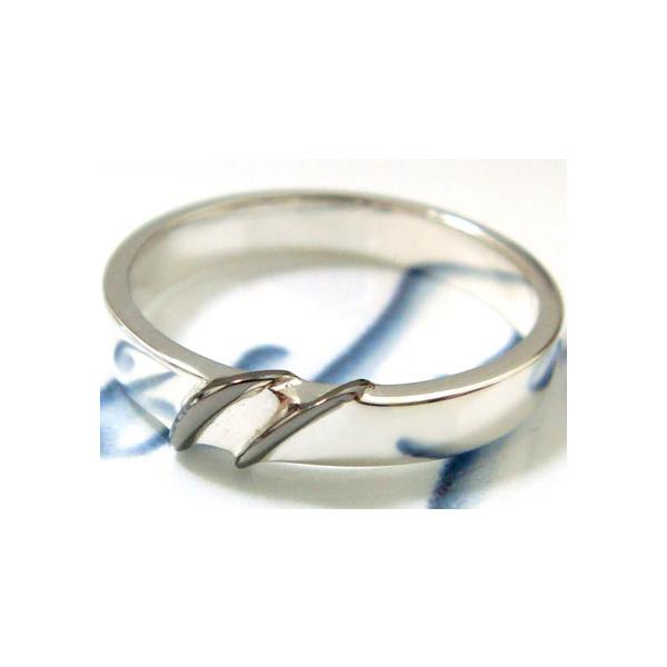 愛を刻む、想いを刻む、貴方は何を刻みますか？！Sculpteシルバーブランドシルバー925にブラックコーティング2本ラインをやわらかく盛ったシンプルなリング！ブラックラインが全体を引き締め、スタイリッシュに！重ね付けなどバリエーションも楽し...