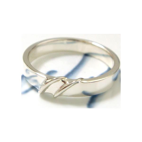 愛を刻む、想いを刻む、貴方は何を刻みますか？！Sculpteシルバーブランドシルバー2本ラインをやわらかく盛ったシンプルなリング！重ね付けなどバリエーションも楽しめるつけやすい商品。内側にシルバー925刻印&amp;Sロゴ付きで存在感を＋！...