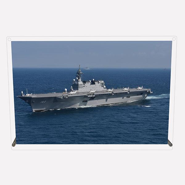アクリル プレート 写真 海上自衛隊 護衛艦 DDH-183 いずも デザイン スタンド 壁掛け 両用クール 海上自衛隊 軍艦 水上戦闘艦艇 軍事オタクとっても人気の 自衛隊・ミリタリー デザインです！軽くて丈夫なアクリルキープレートです。...