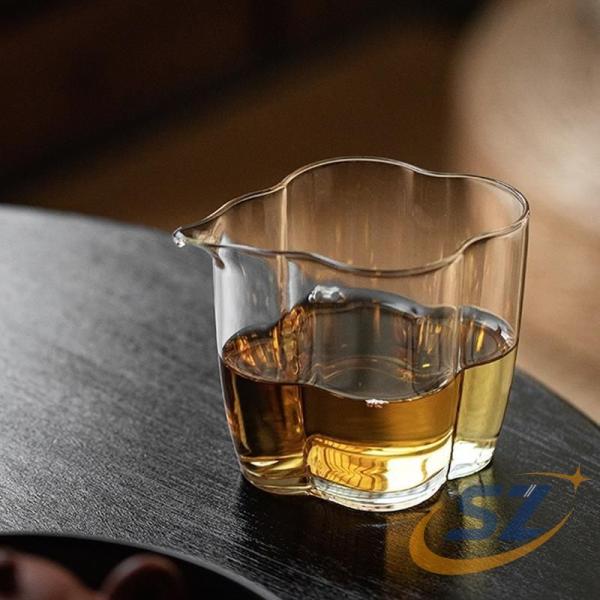 中国伝統茶器 公道杯 茶海 ガラス製 中国茶 台湾茶 烏龍茶 ウーロン茶 茶葉