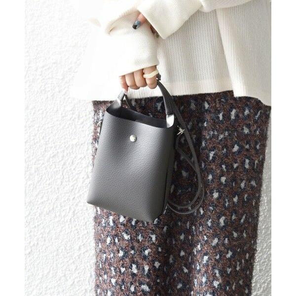 【発売日：2026年03月09日】【カテゴリ】レディース > バッグ > ショルダーバッグ【カラー】グレー/ブラック/キャメル/レッド/イエロー/シルバー【サイズ】ONESIZE【実寸(cm)】ONE SIZE:幅12.5 高さ...