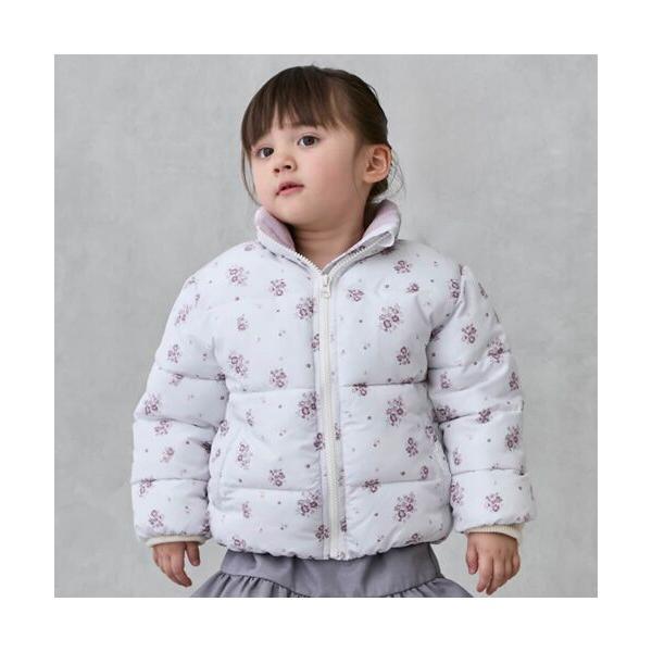 【発売日：2026年01月08日】★この商品はセール価格です★2,970円 → 2,523円(15%off)【カテゴリ】キッズ > アウター > ダウンジャケット・ベ…【カラー】アイボリ-/アカ/L・ピンク/キイロ/コン/ブル-...