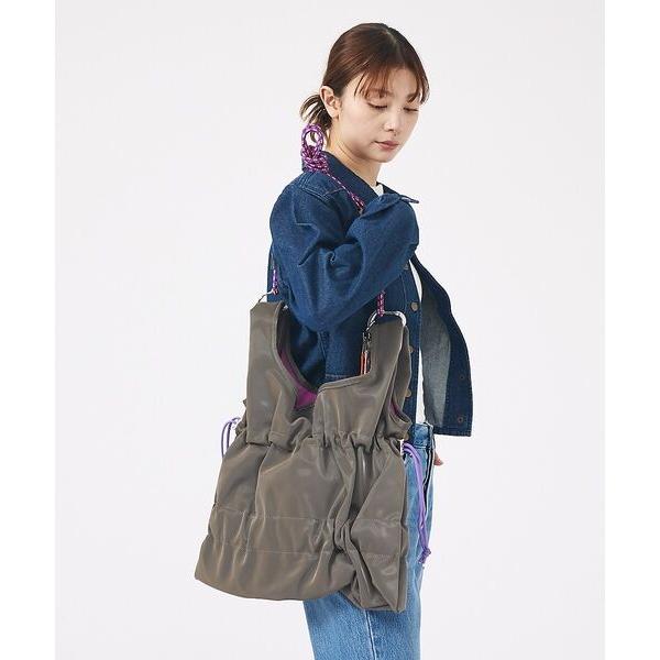 【発売日：2026年03月27日】【カテゴリ】レディース > バッグ > ショルダーバッグ【カラー】グレー/カーキ/ピンク/ブラック【サイズ】F【実寸(cm)】サイズ:F,タテ:50cm,ヨコ:40cm,持ち手:50cm,重さ:...