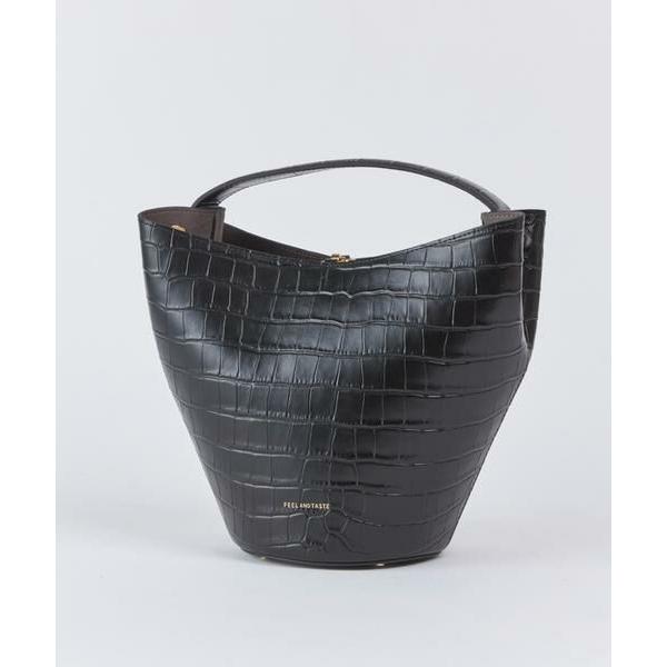 【発売日：2025年09月11日】【カテゴリ】レディース > バッグ > ハンドバッグ【カラー】ブラック【サイズ】40【実寸(cm)】40：縦:24cm、横(上):26cm、横(下):13.5cm、マチ:13.5cm ショルダー...