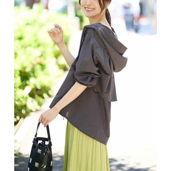 【発売日：2025年09月16日】★この商品はセール価格です★5,989円 → 1,811円(69%off)【カテゴリ】レディース > トップス > パーカー【カラー】ホワイト/ダークグレー【サイズ】XS/S/M/L/XL【実寸...