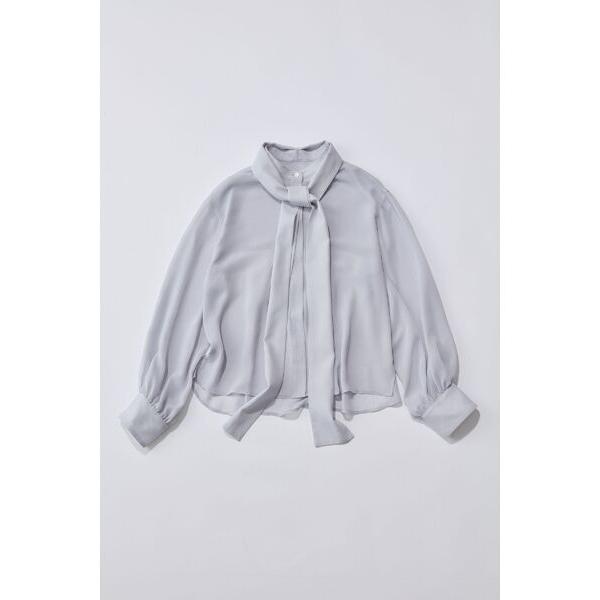 【発売日：2025年12月19日】【カテゴリ】レディース > トップス > シャツ・ブラウス【カラー】グレー/ネイビー【サイズ】38/40【実寸(cm)】 着丈 身幅 肩幅 袖丈38 63.5 64.3 44 53.540 64...