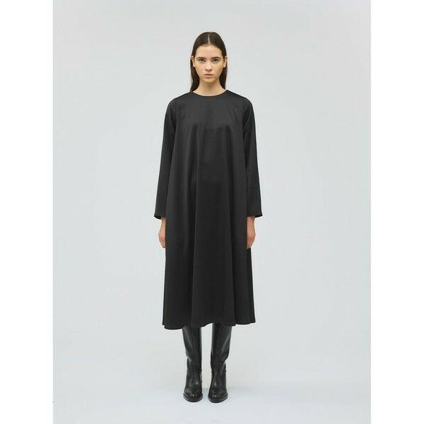 【発売日：2026年02月18日】★この商品はセール価格です★22,000円 → 13,200円(40%off)【カテゴリ】レディース > ワンピース > ロング・マキシ丈ワン…【カラー】ブラック(color99)/グレー(co...