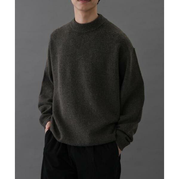 【発売日：2025年10月17日】★この商品はセール価格です★7,700円 → 4,620円(40%off)【カテゴリ】メンズ > トップス > ニット・セーター【カラー】グリーン/ブラウン/チャコールグレー【サイズ】4/5【実...