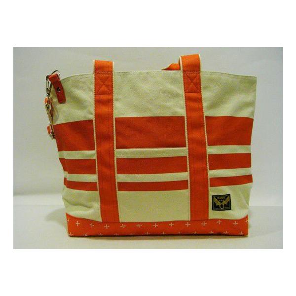 ★定番FASTカラー/TOTEバックシリーズ★大好評のトートバッグシリーズより大変ご要望の多かったMサイズが満を持しての登場です。普段使いには丁度良いサイズ感ではないでしょうか。FASTOTE(M)のボディにはオリジナルボーダー「RIPPL...