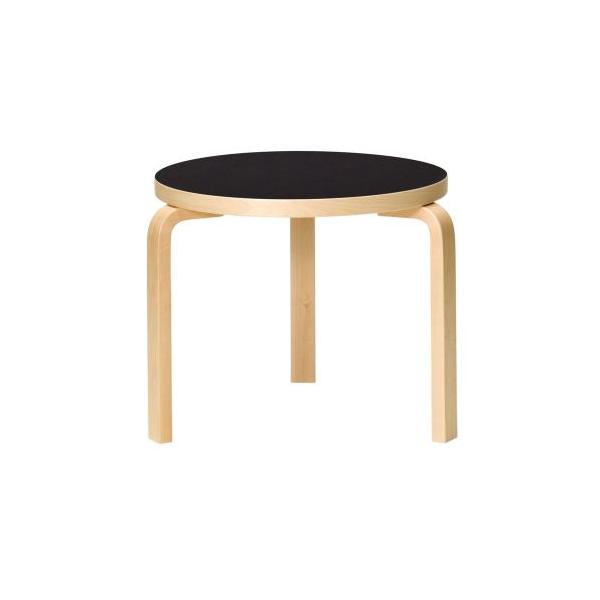 アルヴァ・アアルトの一連のスツール群と同様、特許を取ったＬ字型の脚は、ムクのバーチ材を曲げるための工夫と、座面とのシンプルな接合で、永年のロングセラーとなっています。リビングルームでのセンターテーブルやベッドサイドのサイドテーブルとしてご使...