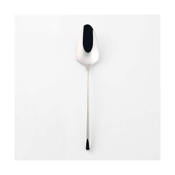 AIRES MATEUS＝アイレス・マテウス（省略してAM＝エイエムと呼びます）シリーズは、クチポールと、ポルトガルを代表する建築家アイレス・マテウスとのコラボレーションにより誕生しました。 幼少期に祖母の家で使っていたカトラリーに着想を得...