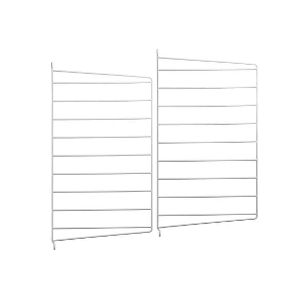 ストリングシステムははしご状のフロアパネルをはじめ、規格化された複数のパーツから成るシェルフで、その組み合わせは無限です。様々な色や素材から選び、オリジナルのユニットを組み立てることができます。システムのスタンダードサイズは、幅60cmと8...