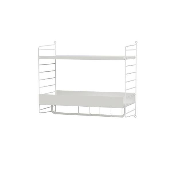 stringは1949年にスウェーデンの建築家ニルス・ストリニングによりデザインされ、60年以上たった今でも20世紀の北欧を代表する家具として愛され続けている収納システムです。組立式。【1949年デザイン】 【内容】 ・メタルシェルフ ハイ...