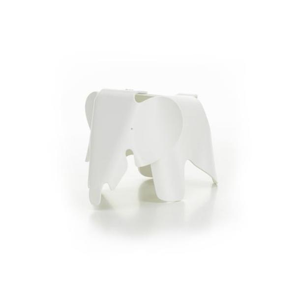 チャールズ＆レイ・イームズによってデザインされた「イームズ エレファント」の小さめサイズ「イームズ エレファント スモール」。お子さまのおもちゃとしてはもちろん、リビングや玄関など、さまざまな場所のインテリアとしても活躍します。 大きな耳と...
