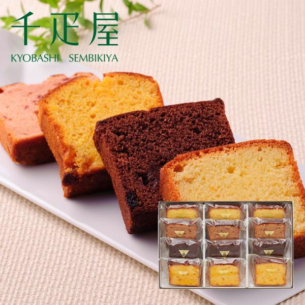 フルーツペーストと発酵バターで、しっとりと焼き上げたパウンドケーキ。 パウンドケーキとしては珍しい３種類のフルーツフレーバーに加えて、チョコレートのパウンドケーキを詰め合わせ致しました。フルーティな香りと、発酵バターのミルキーなコクと香りを...