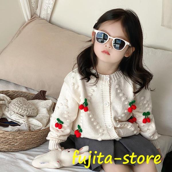 商品の説明韓国子供服 女の子 トップス セーター 秋服 薄手 ファッション キッズ アウター 長袖 子供 カーディガン ニット お出かけ 通学着 旅行素材：Mohair色：写真の色注意：時期により生地の色味、光沢感など若干違いが出る場合も御...