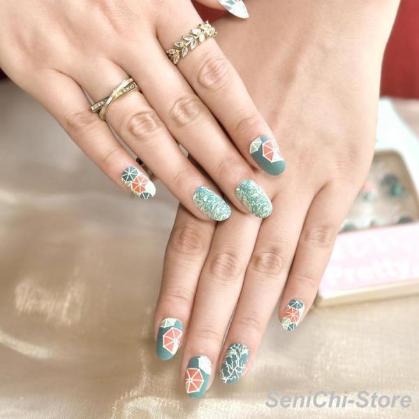 カラー：#216サイズ：18mmスタイル：3Dデザイン??【夏季ネイルチップコレクション】夏を象徴するデザインが施された明るく色鮮やかなネイルチップは、さまざまなサマースタイルにピッタリです。夏らしい色彩とデザインから、自分だけのお気に入り...