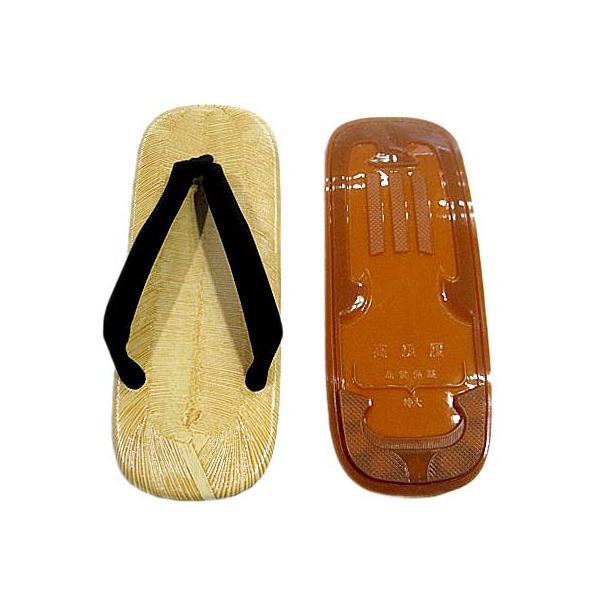 【品質　サイズ】ビニール畳表柄の黒鼻緒の雪駄です。祭、厨房、普段履きなどに。表素材:　型押しビニール　底:　アメゴムサイズの選び方は、靴のサイズを基準にします。 Lサイズ　24.0-26.5cm◆雪駄の場合は、かかとが雪駄より1~2cm出て...