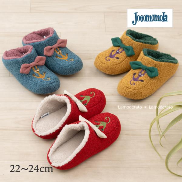 適応サイズ：約22〜24cm素材：（甲表・甲裏・中板・リボン）ポリエステル　（底材）PVCカラー：ブルー・レッド・イエローカンボジア製ウォッシャブル（タンブラー乾燥はできません）蝶ネクタイのようなリボンモチーフに、猫がぶら下がったような遊び...