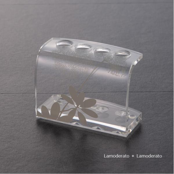 【商品詳細】サイズ：約 幅10.8cm×奥行5.2cm×高さ8.2cm素材：（本体）メタクリル樹脂原産国：台湾