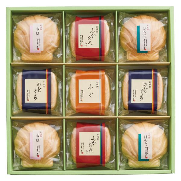 鰹節専門店ならではの、だし薫る風味豊かなお吸物です。のどぐろ、ほたてなどを椀種にしたそれぞれのお吸物を、香ばしい手焼きの最中に包みました。お湯を注ぐだけで、料亭さながらの味をお楽しみいただけます。●箱サイズ:25.5×25.5×5.5cm●...