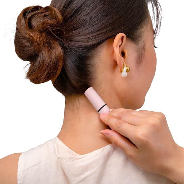 【発売日：2023年11月07日】話題のピンポイントマッサー(ミニ・ロング)2本セット。肩や腰、ふくらはぎ、足裏などをお好みで使い分けられる2本組です。生活防水、静音設計、使い方簡単、軽量コンパクトで、カラーは清潔感のあるピンクです。ヤング...