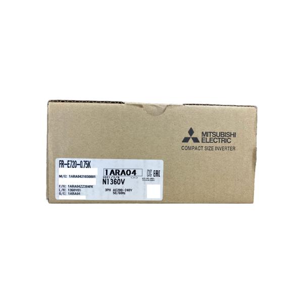 インバータとDCリアクトルのセット販売となります。※単品での販売は行っておりません。FR-E720-0.75K適用モータ容量(kW)：0.75kW定格入力交流電圧・周波数：3相 200〜240V 50Hz/60Hz通信：RS-485,CC-...