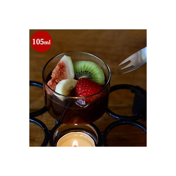 直火ができるガラス製品は希少（耐熱明記だけのものは、すべて直火不可です！）で、なかなか日本では手にすることができません。また実験器具として実際に使用されているビーカーの透明度は普段私たちが手にするビーカーと比べて透明度が非常に高く、火にかけ...