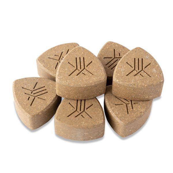 ●商品名： ファイヤーサイド サウナストーン 19111●内容量：１箱37個入り（約11.5kg）●材質：セラミック●生産国：日本製●お届けについて： メーカー直送品のため代金引換はご利用になれません。●日時指定につきまして当商品はメーカー...