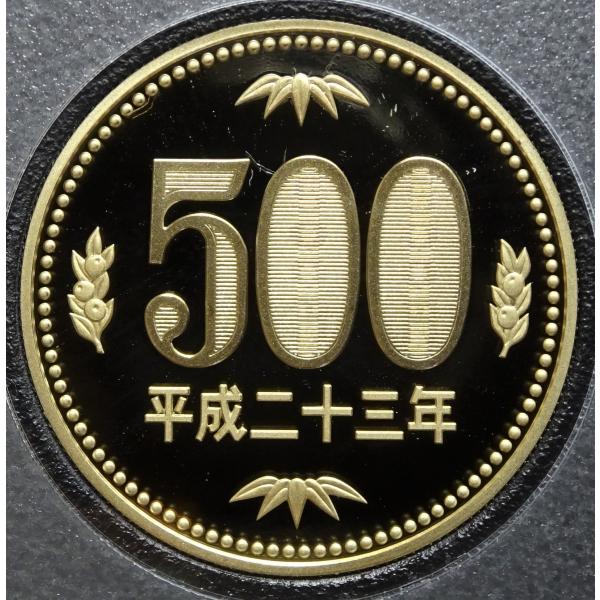 非常にきれいな状態です。尚、画像の商品は見本ですのでお届けする商品は見本と同程度の品になります。