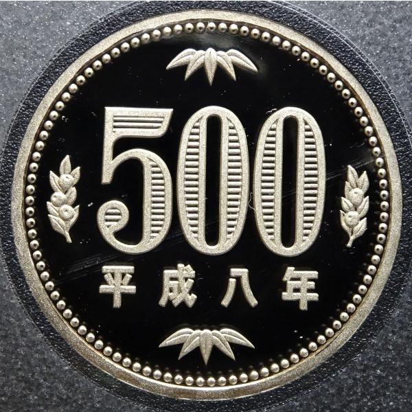 非常にきれいな状態です。尚、画像の商品は見本ですのでお届けする商品は見本と同程度の品になります。