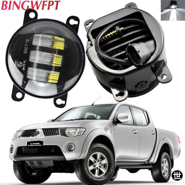 2 X LEDフォグライトカーフロントDRLフォグランプ三菱ASXパジェロスポーツアウトランダートライトンL200ギャランコルトエクリプスRVRエンデバー用